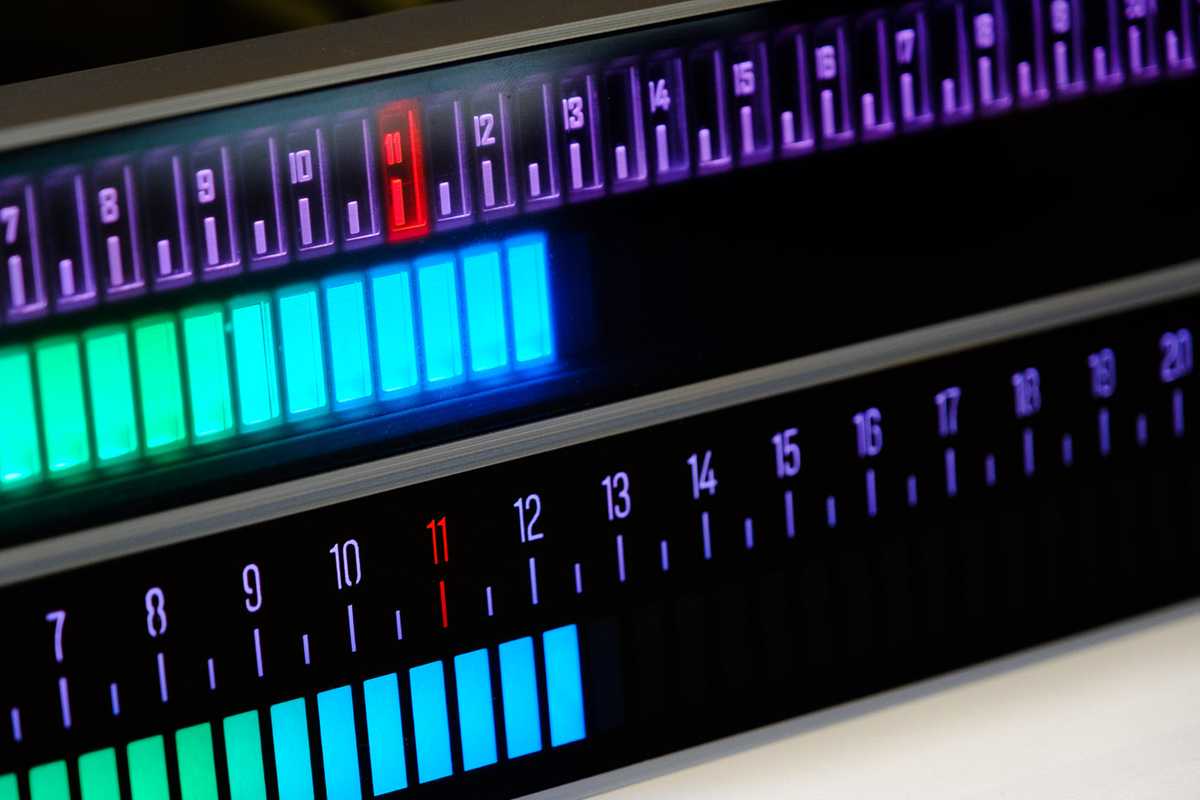 Second version of the linear clock design - Maakbaas